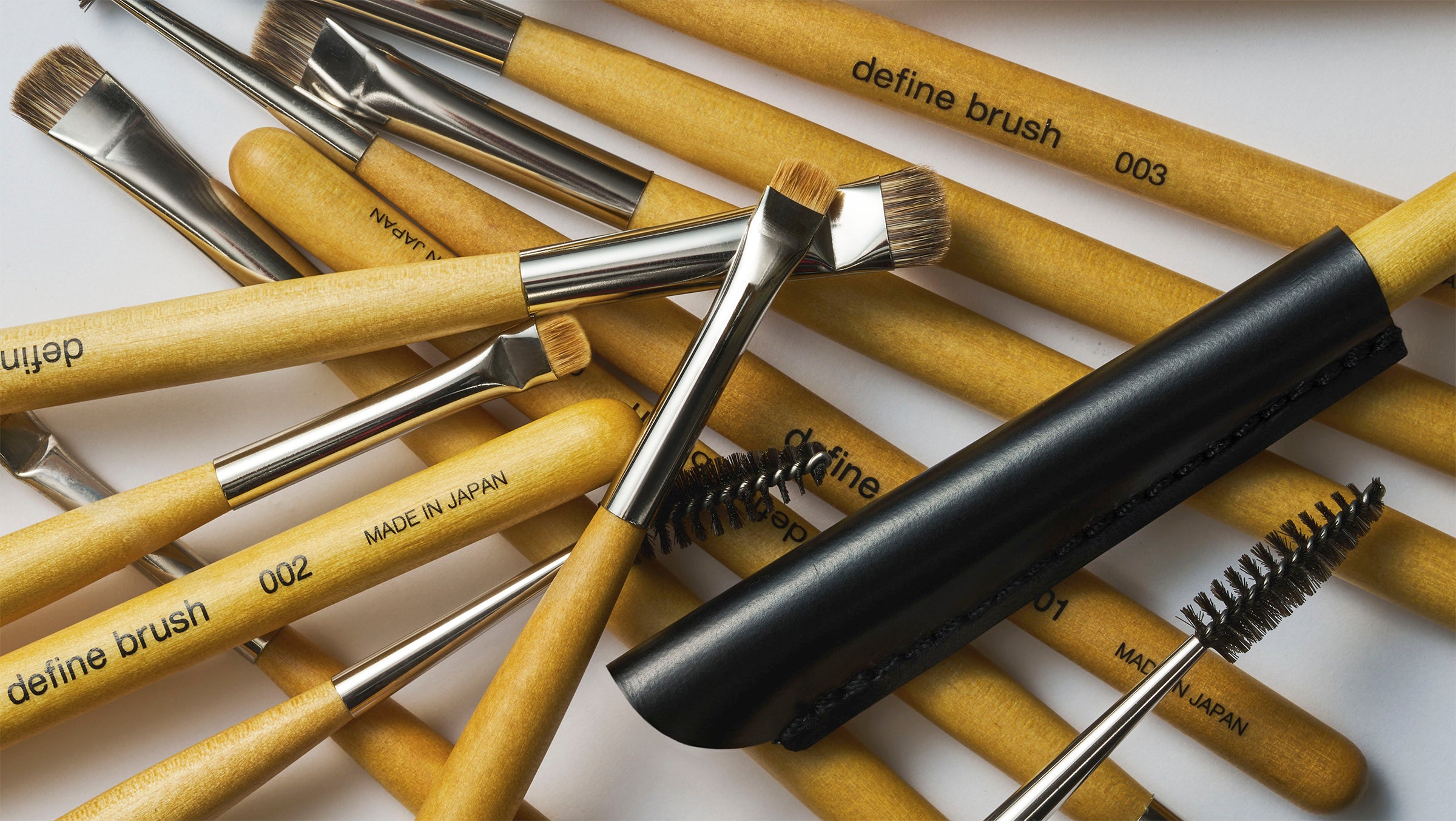 define brush（ディファインブラシ)｜眉専用のアイブロウブラシ 水野未和子 miwako mizuno
